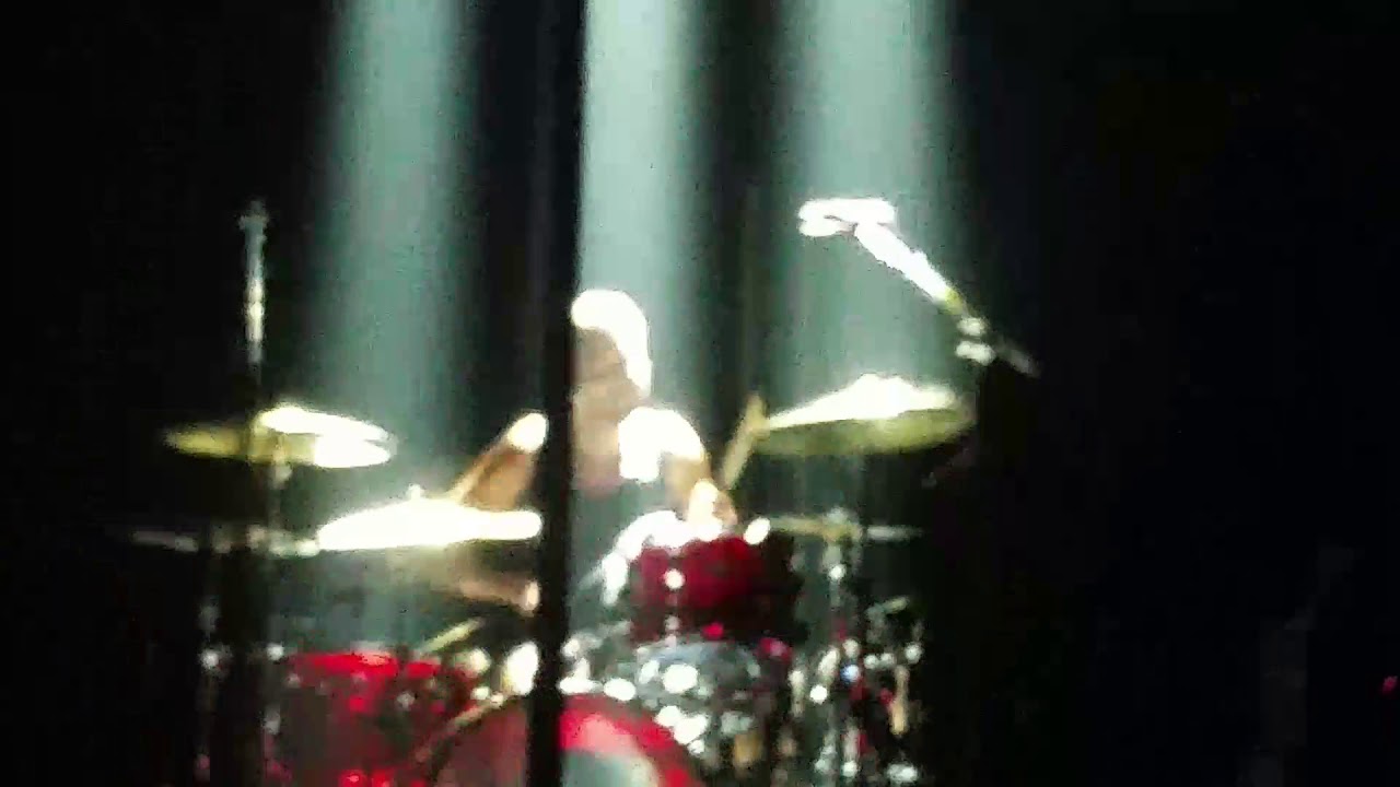 Jon Theodore Drum Solo Song for the Dead - YouTube
