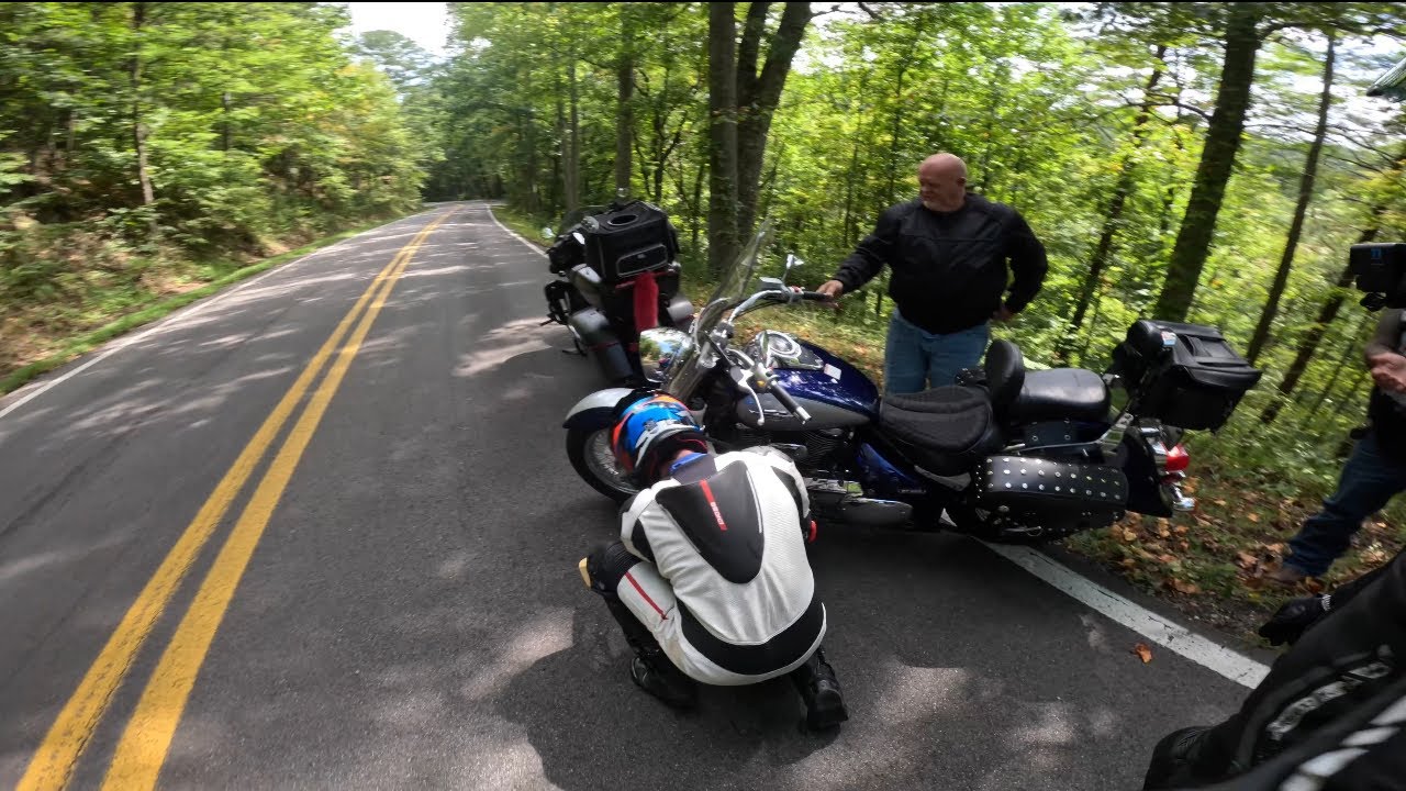 Hot passes, Harley crashes, & saving bugs on The Tail of the Dragon ...
