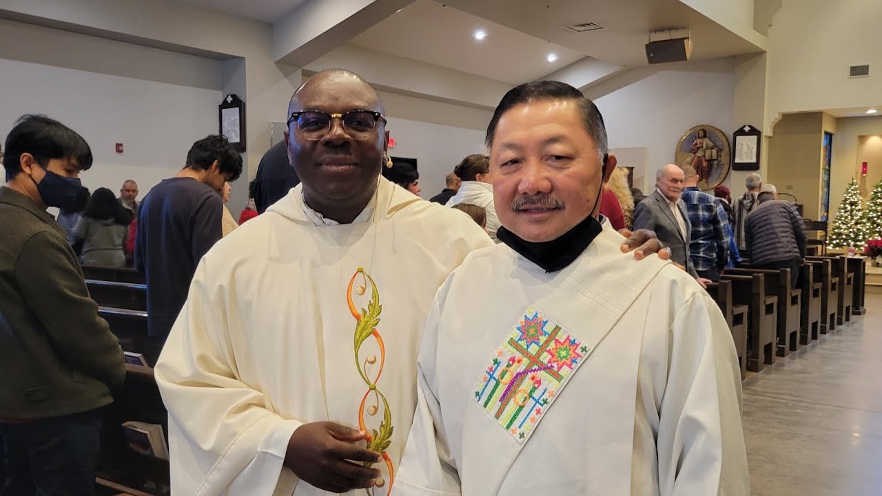 The Sunday Mass - 12/25/22 Christmas Mass.Fr.Chika & Deacon NaoVa Thao ...