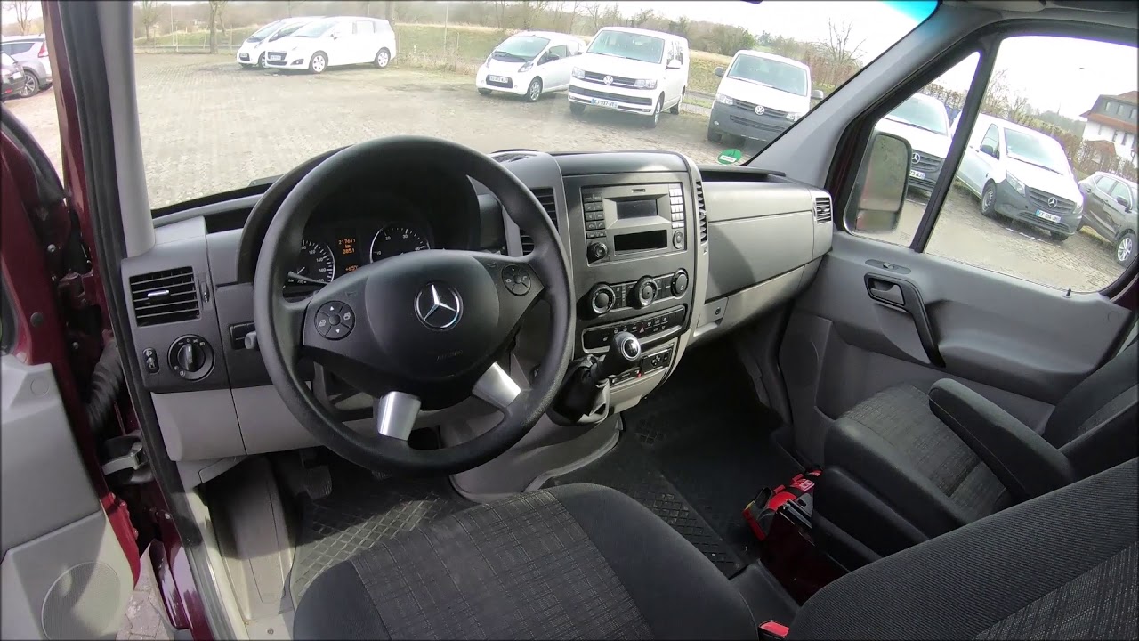 Sprinter 316 9 Sitzer - YouTube