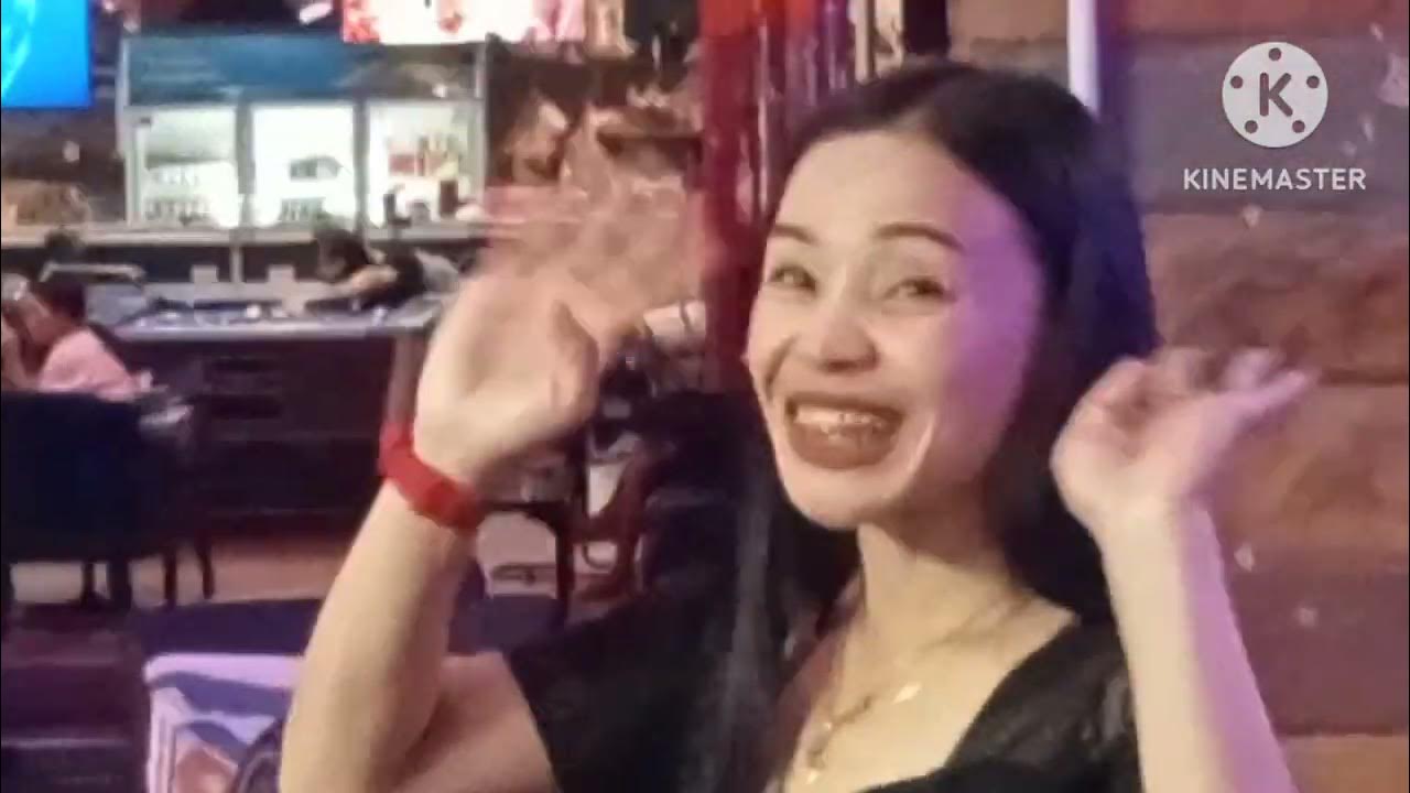 Boom Boom Bar Rompor Market - YouTube