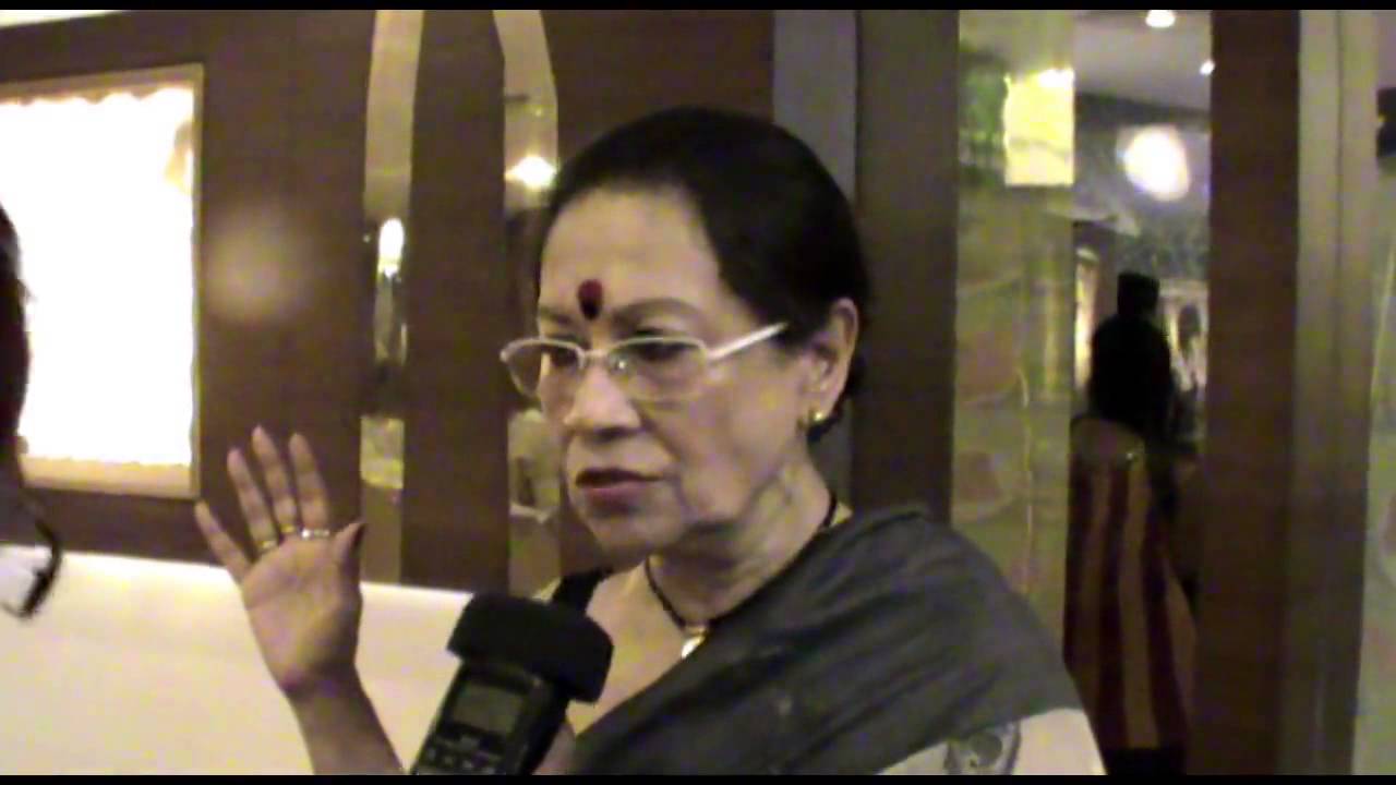 Sohag Sen in Bunohaansh Premiere - YouTube