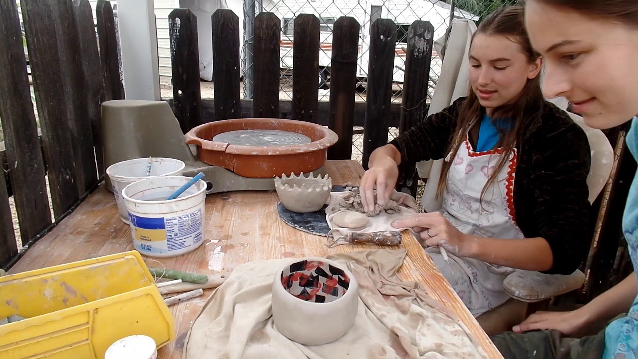 Hand-Forming Bowls Competition - YouTube