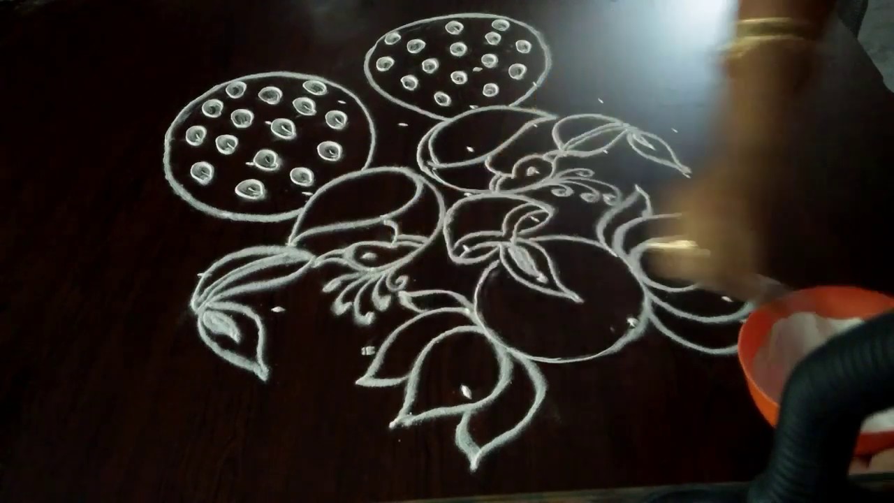 Deewali rangoli...7 to 4 dots...Deepavali special kolam...simple ...