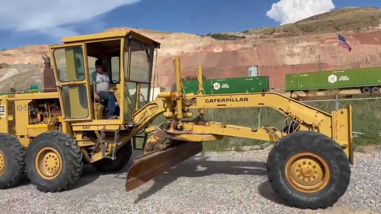 CAT 1980 140 G Classic Motor Grader - YouTube
