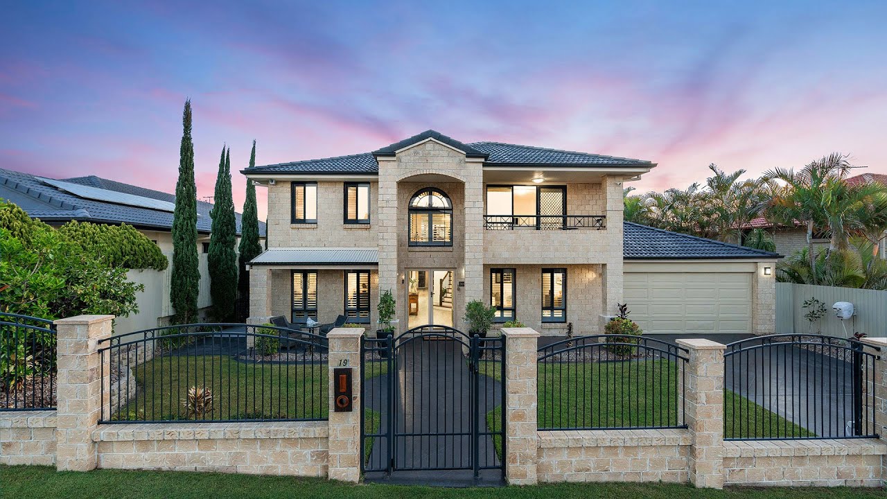 19 Habitat Place, Drewvale - YouTube
