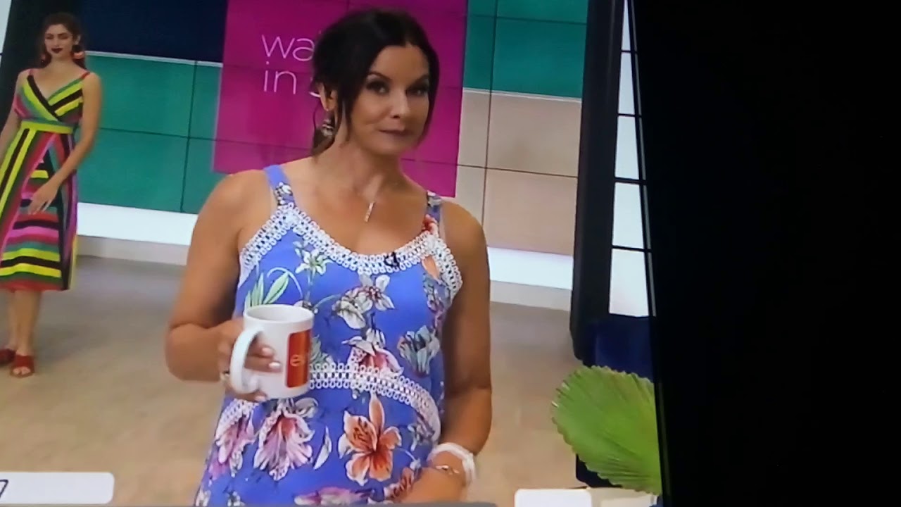 Evine Live Wake Up Style Host Erin NewBurg - YouTube