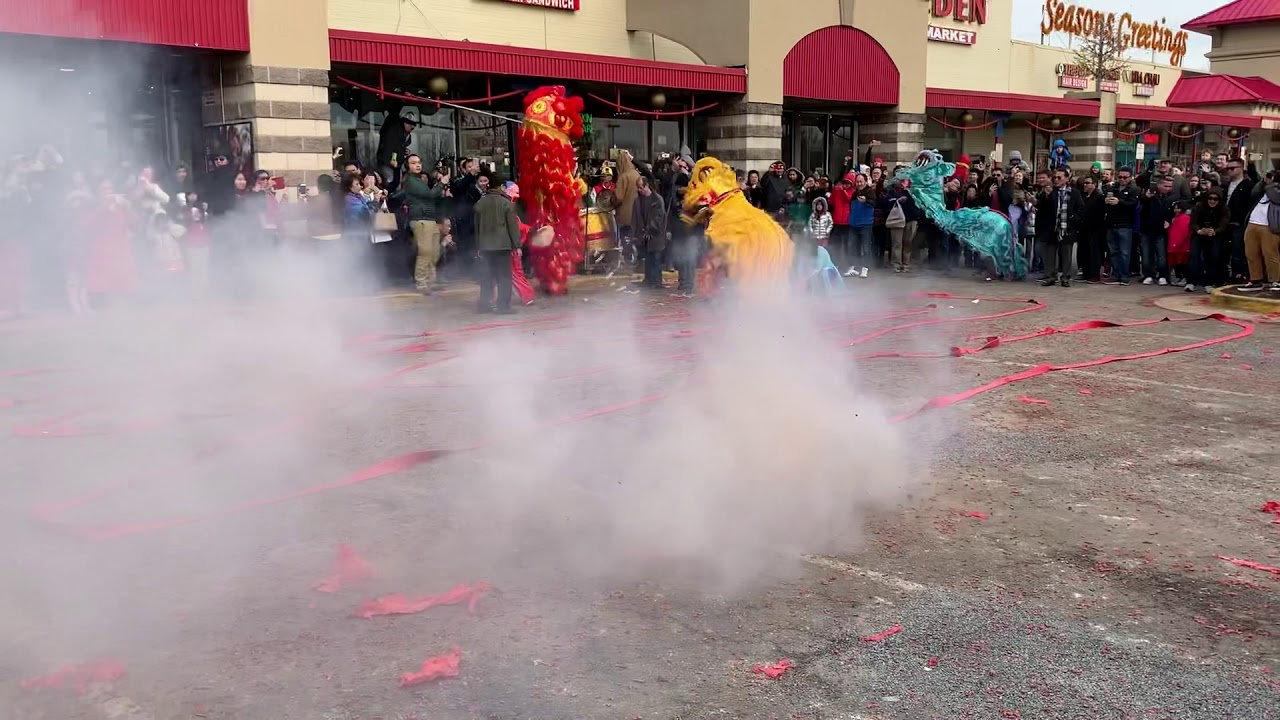 Tet Firecracker Show - YouTube