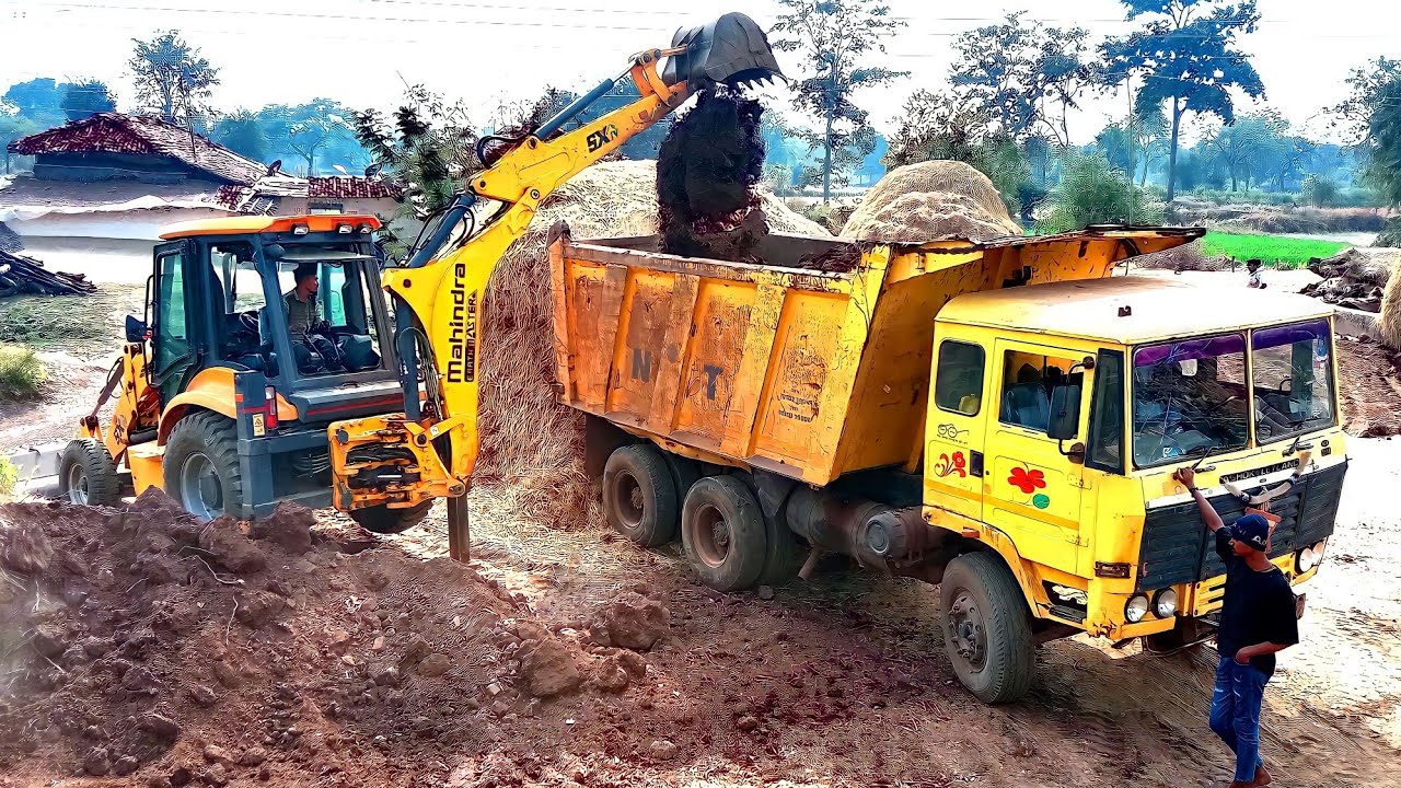 JCB 3dx Machine Loading Mud Together New Ashok Leyland Dumb Truck ...