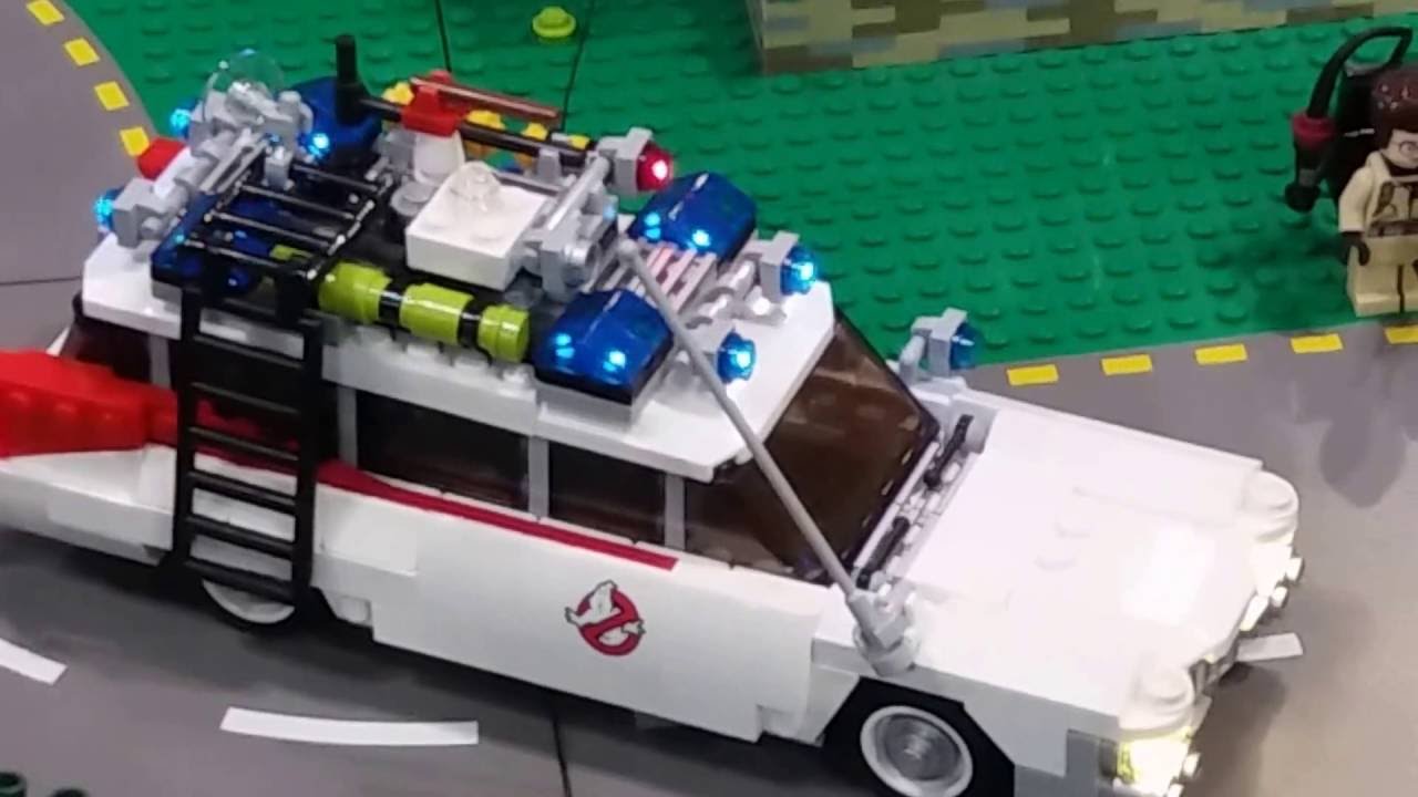 Lego Ghostbusters Car with lights at Brick World Chicago 2016 - YouTube
