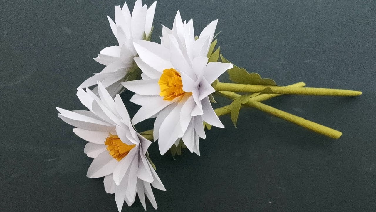 How to make daisy flower with paper | How to make paper flowers | Paper ...