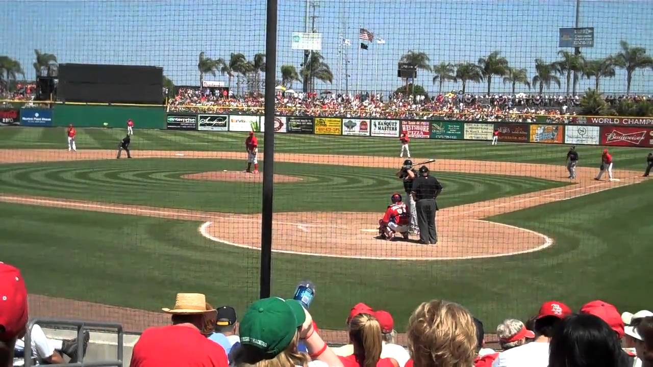 Phillies vs Braves - Spring Training, Clearwater, FL 25 MAR 2011 - YouTube