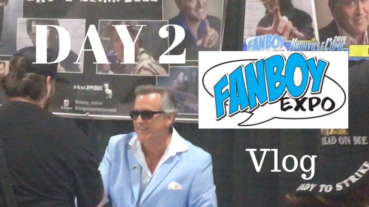 Trip To Fanboy Expo - Day 2: Waiting for Bruce Campbell - YouTube