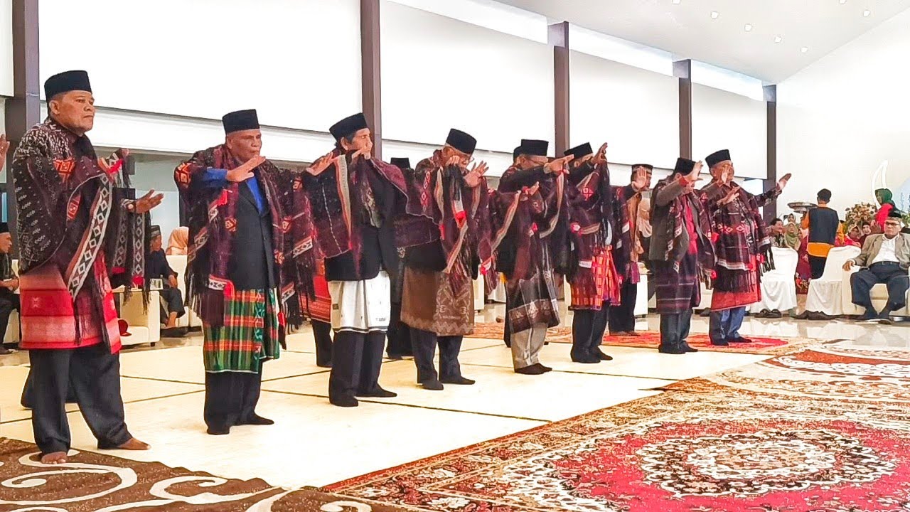 Onang onang Tor tor Raja Pamusuk Portibi Jae - YouTube