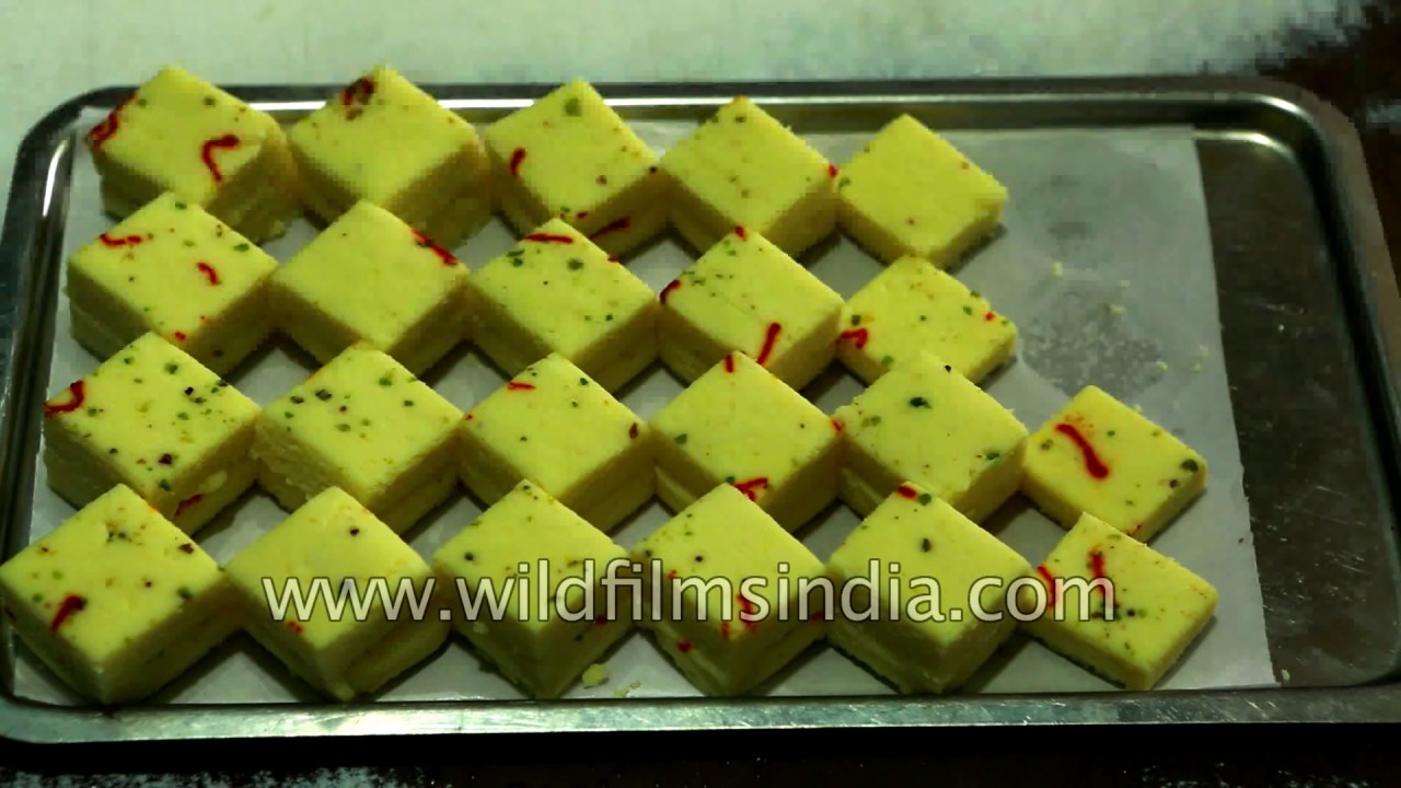 Sandesh being made in Kolkata - favourite mithai of Bengalis - YouTube