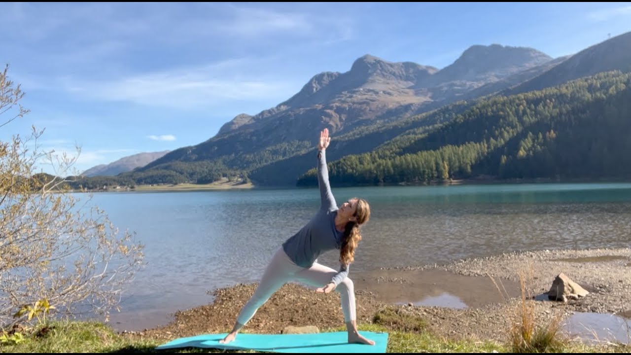 Hatha Flow Yoga For Beginners & All Levels | Nourishing, grounding ...