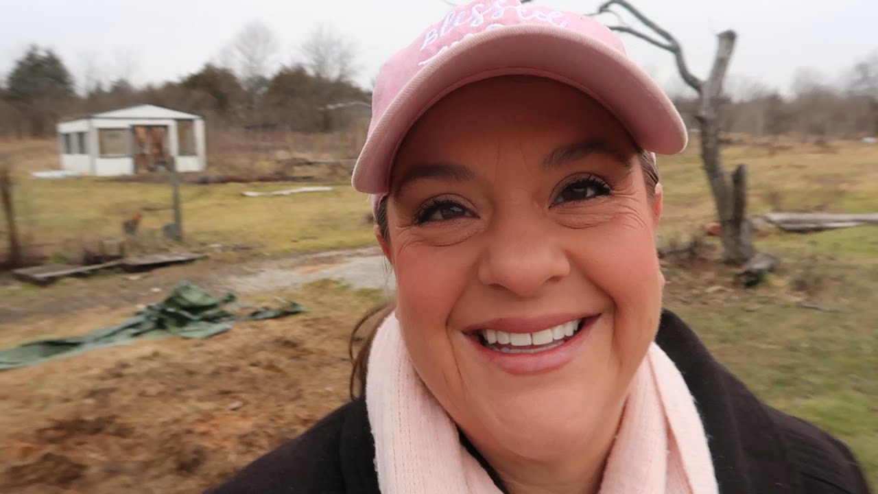How to make free compost | Crooked Row - YouTube