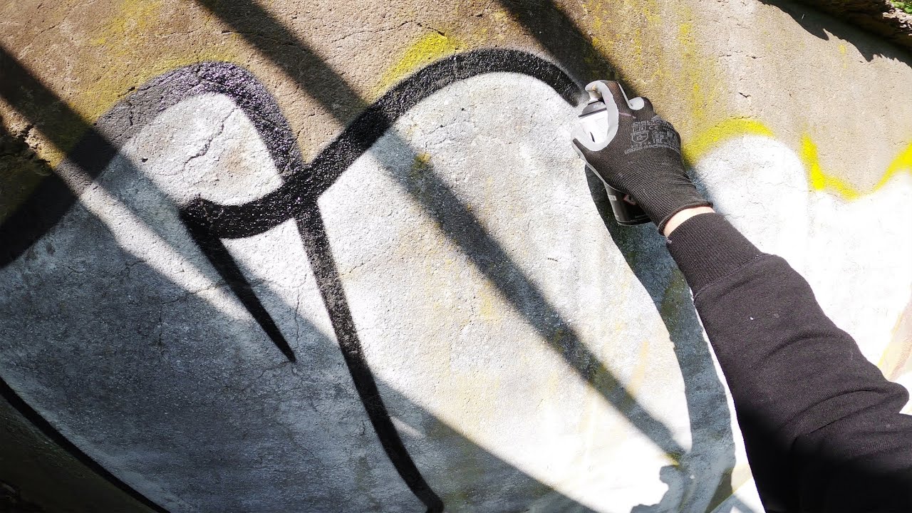 Graffiti - Tesh | Throw Up Bombing | GoPro [4K] - YouTube