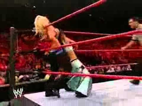 HEAT Mickie James vs Jillian Hall - YouTube