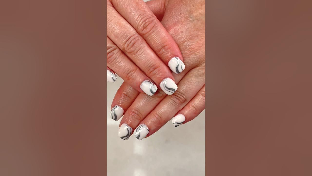 Drawing wavy lines is so satisfying - YouTube