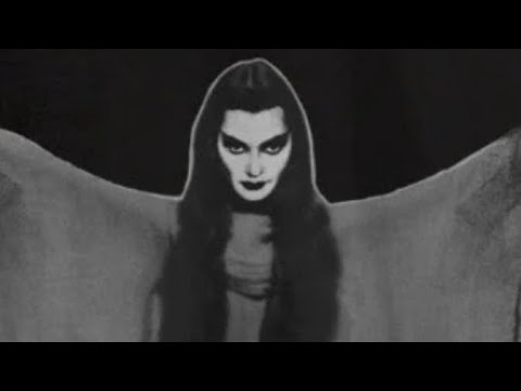 “Vampire Surfer Girl” (Grottu Orloff) - YouTube