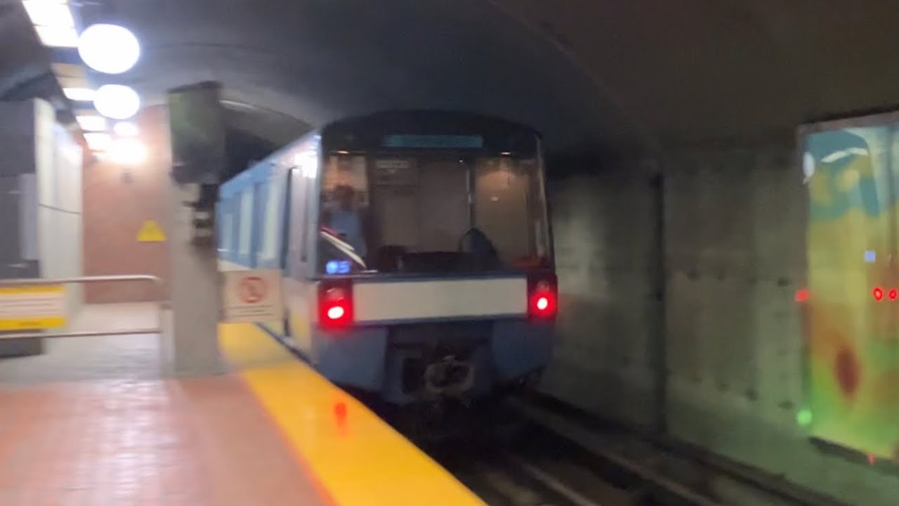 STM MR-73 metro ride from station Jean-Talon to station Snowdon. - YouTube