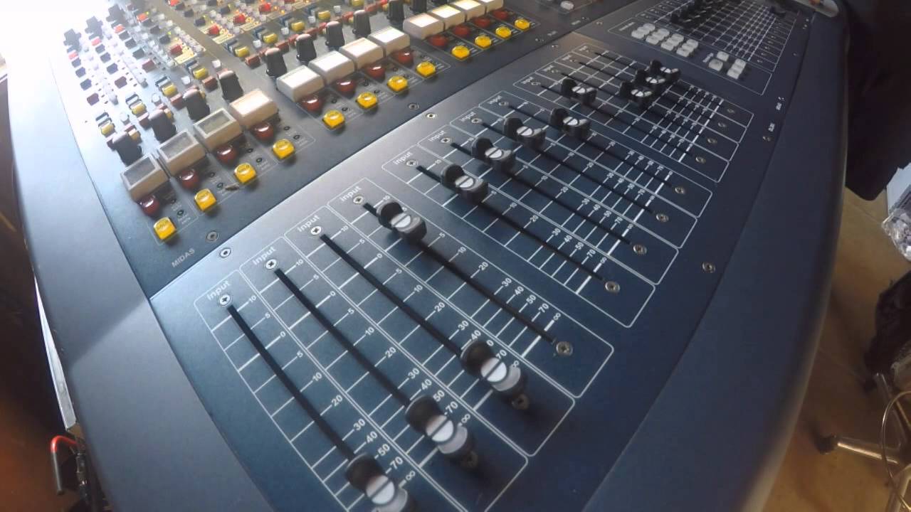 TTA Stagetracker & Midas Pro 9 - YouTube