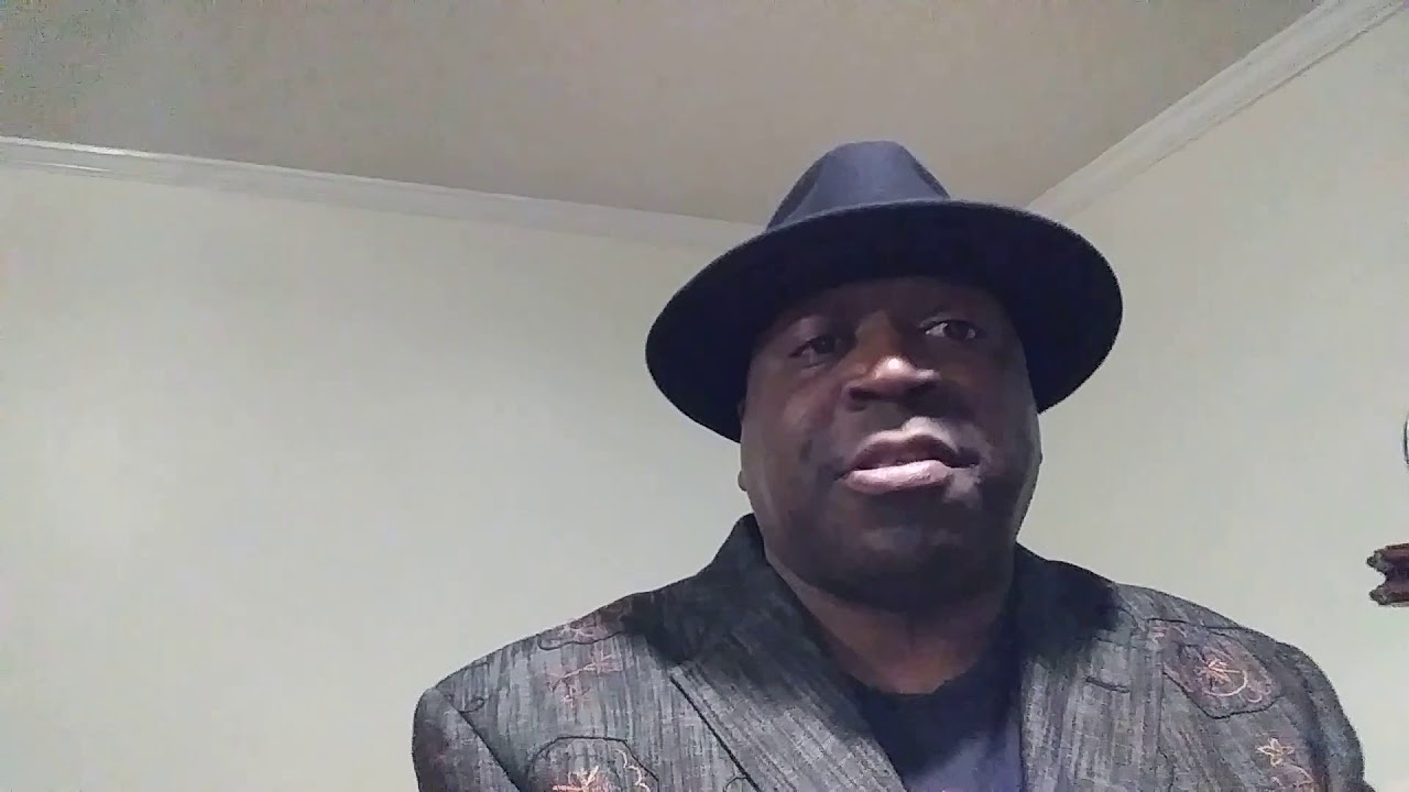 Darren DS Sanders - Kenan Thompson fly to NYC comedy competition - YouTube