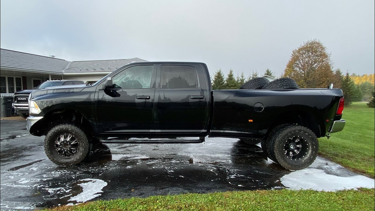 6.7 Cummins Rocker Bridge Fell off - YouTube