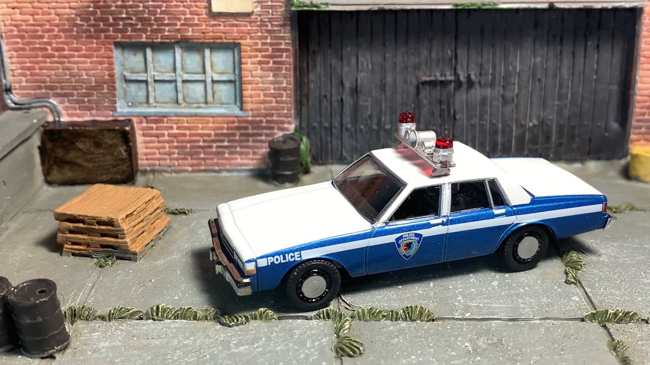 GreenLight Hollywood series 25 1986 Chevy Caprice Police car Home Alone ...