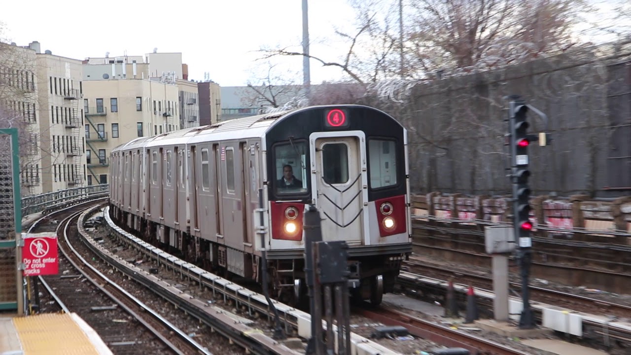 R142A (4) Train at Bedford Park Blvd - Lehman College - YouTube