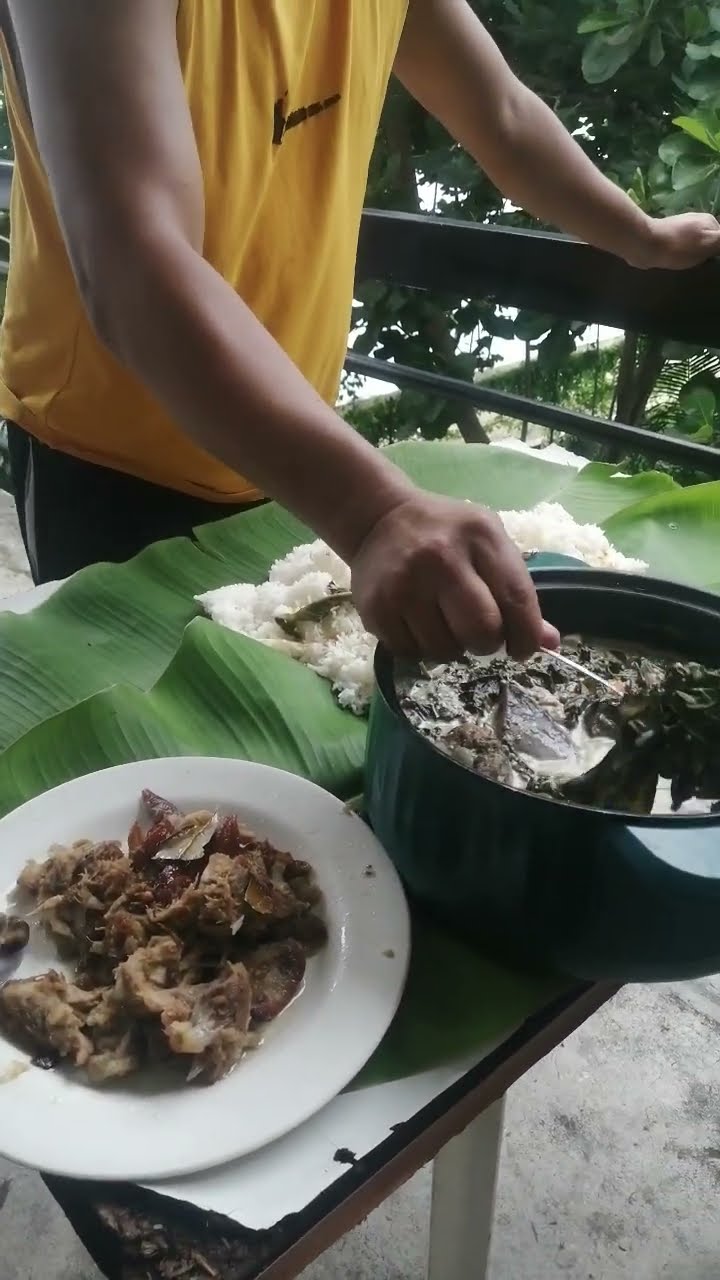 GUINATAANG LUBI LUBI BICOL FOOD - YouTube