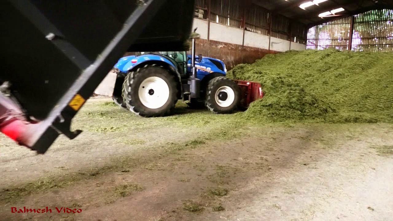 Silage - On the Pit. New Holland T7.175. - YouTube