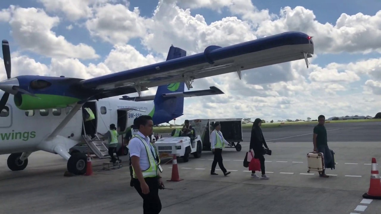 MASwings Viking Air DHC6 Series 400 Twin Otter - (Mkm-Kch) - YouTube