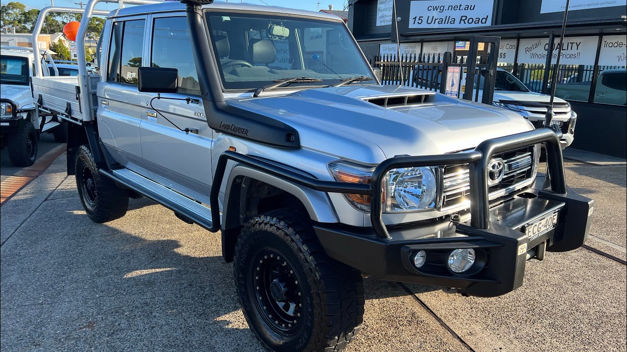 Toyota Landcruiser 79 GXL Dual Cab Trayback V8 Turbo Diesel - YouTube