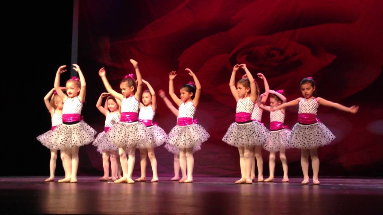 Ballet Recital Valentina LDS Dance Studio 5 years old... - YouTube