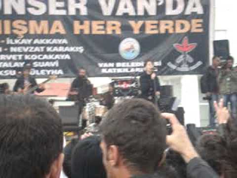 İlkay Akkaya - HEVESLİK EYLEDİM Van 2012