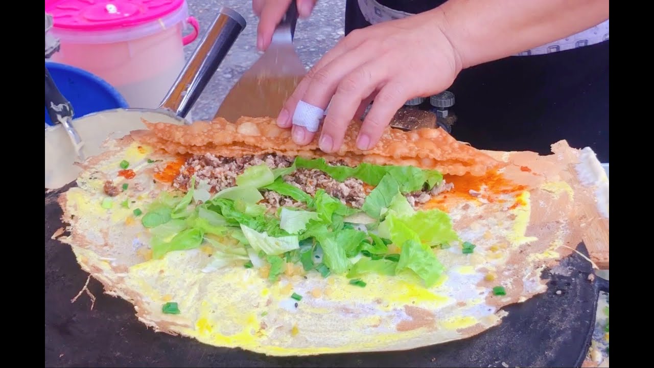 CHINESE CREPE Jian Bing | China Breakfast Sandwich Crepe 煎饼果子 | STREET ...