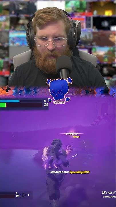 When Two Bots Run Into Each Other On Fortnite Youtube 