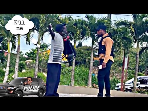 Undercover police 👮‍♀️ got charged by the real police look what happen ...