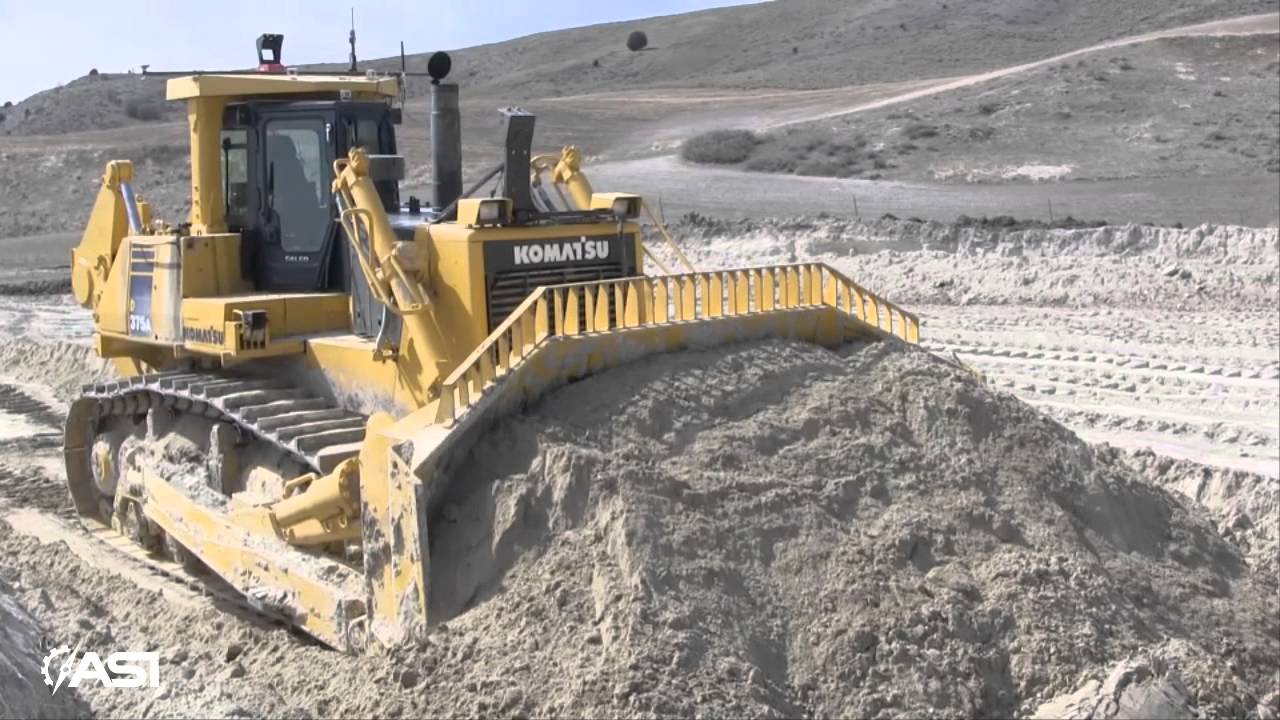 This is How We Drive Our Dozers - YouTube