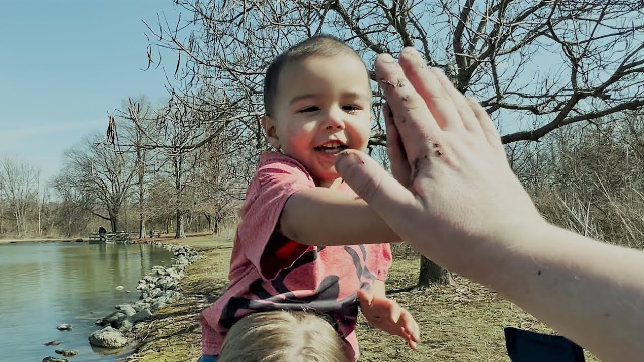 Toddler Catches EPIC Fish! - YouTube