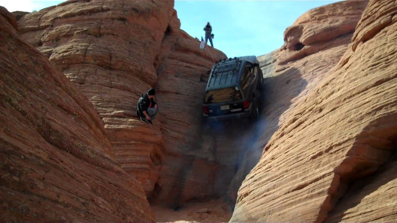 ZJ climbs The Chute at Sand Hollow. - YouTube