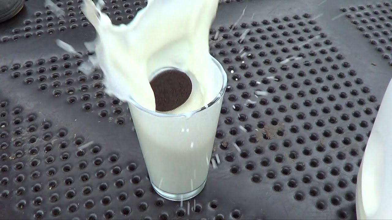 Oreo Cookie Trick Shots Oreo Dunk Challenge Youtube