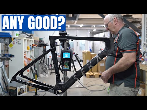 Carbon Fibre Expert Inspects the SEKA (before the build)