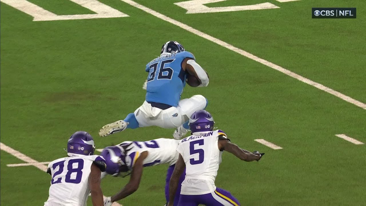 Julius Chestnut HURDLES A Defender On 4th & 1 - YouTube