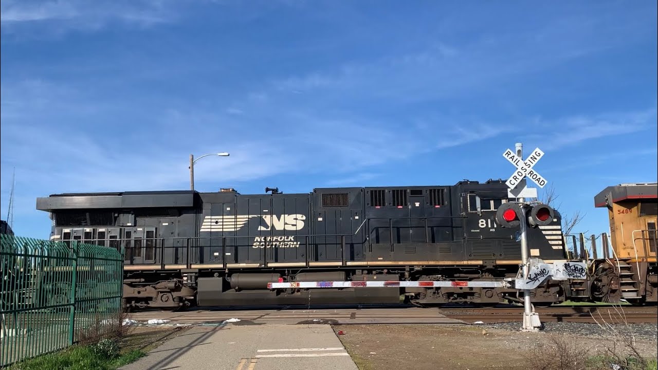 UP 5489 Manifest w/ 2 Norfolk Southerns North - Calaveras Bike Trail ...