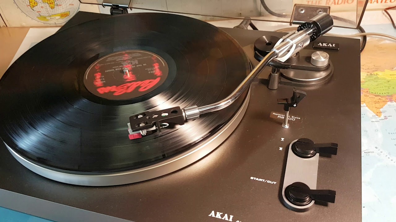 Akai AP100C - YouTube