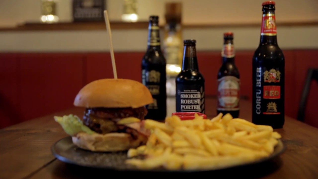 Πώς φτιάχνονται τα burger στο Beerger (social media video) - YouTube