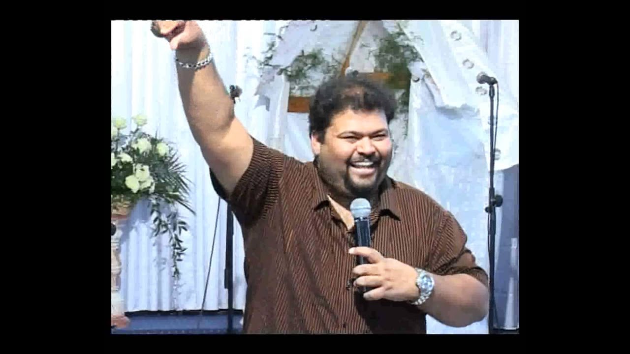 Sunday Service 12/04/2009- Freddy Joseph - YouTube